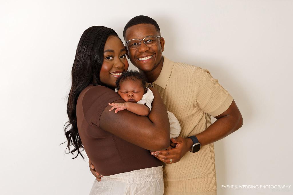 Newborn Baby & Parent Photo Ideas - Event and Wedding Photography